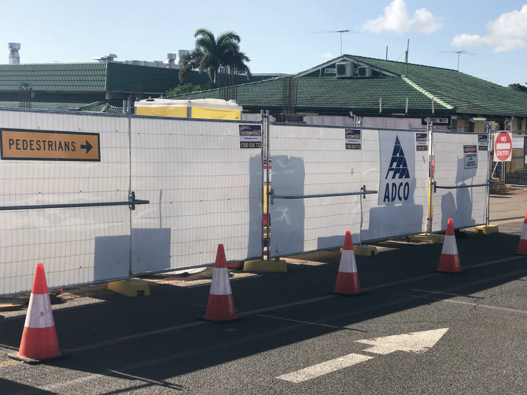 2.4m x 2.1m "Maxi" (HDPE) Plastic Sheet Temporary Fencing Panel – Temp ...